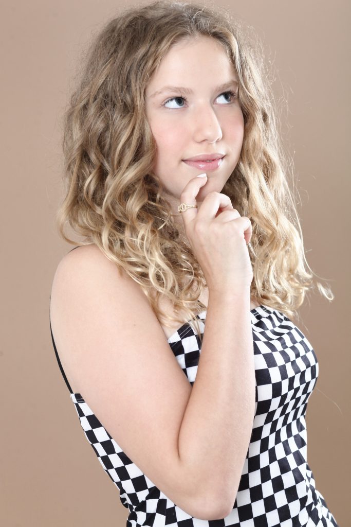 SHAI PERY - IMAGE MODELS