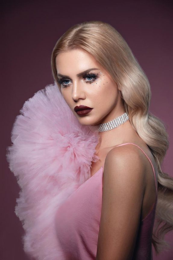 Model woman Archives - Page 5 of 7 - IMAGE MODELS