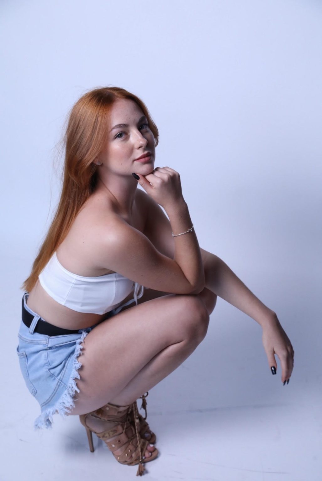 HADAS OKUN - IMAGE MODELS