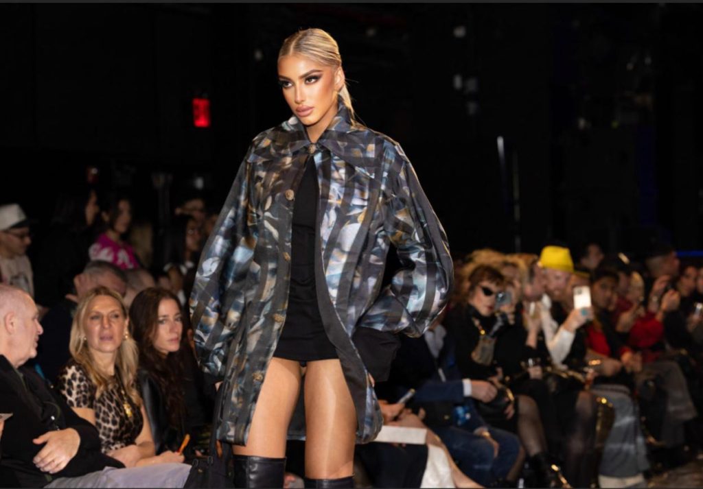 MAY AREV - IMAGE MODELS